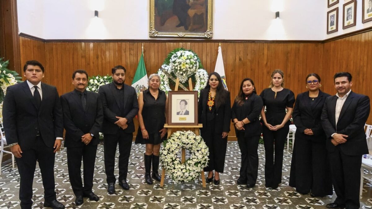Rinden homenaje de cuerpo presente a Ramón Blanca García, ex alcalde de ...